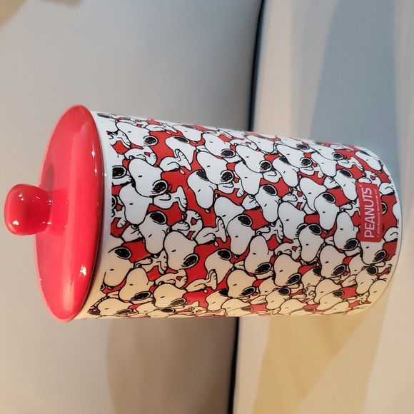 Peanuts | Kitchen | Snoopy Treat Jar Nwt | Poshmark
